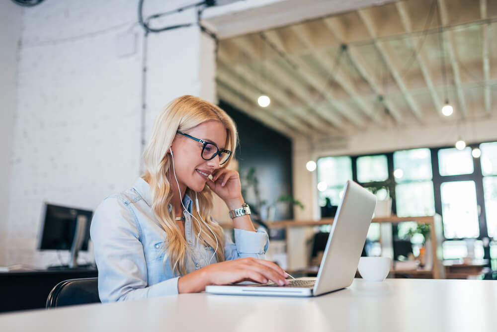 How Do You Choose the Right Communication Tool For Your Business?